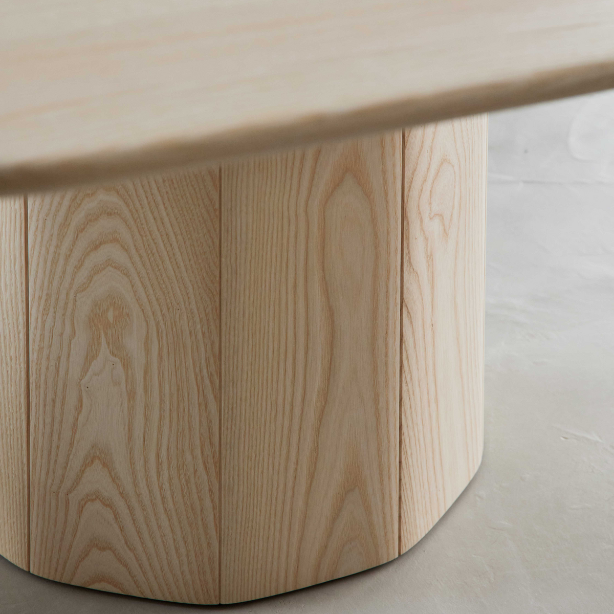 Eeva, Round | Dining Table | Indor Home