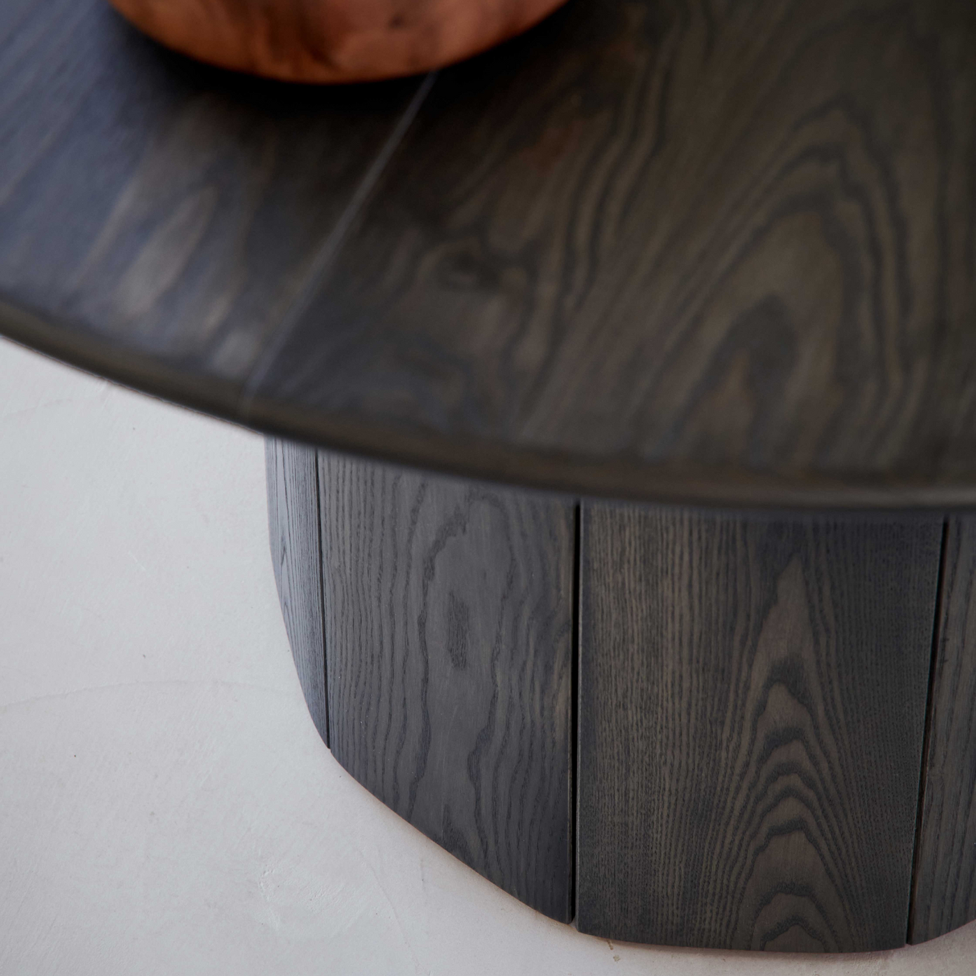 Eeva, Round | Dining Table | Indor Home