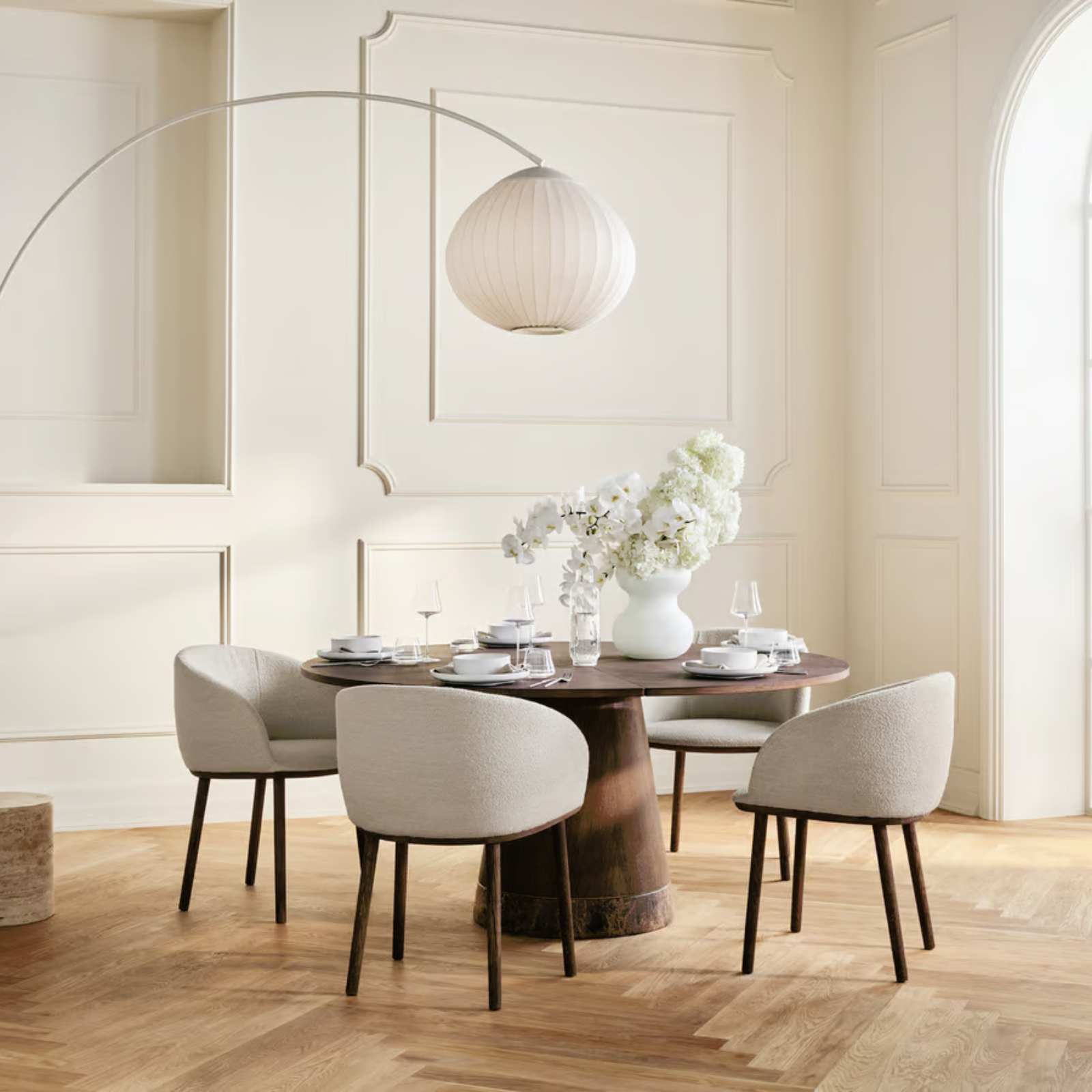 Piro | Dining Table